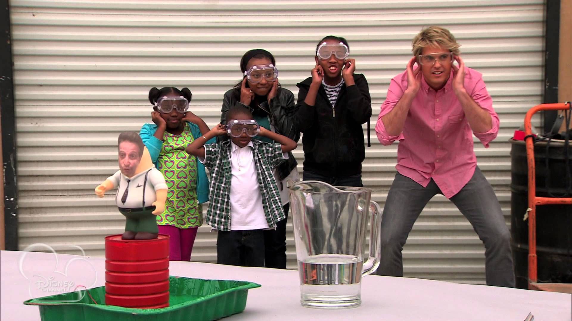 25 Disney Channel Shows Fans Pretend Don’t Exist