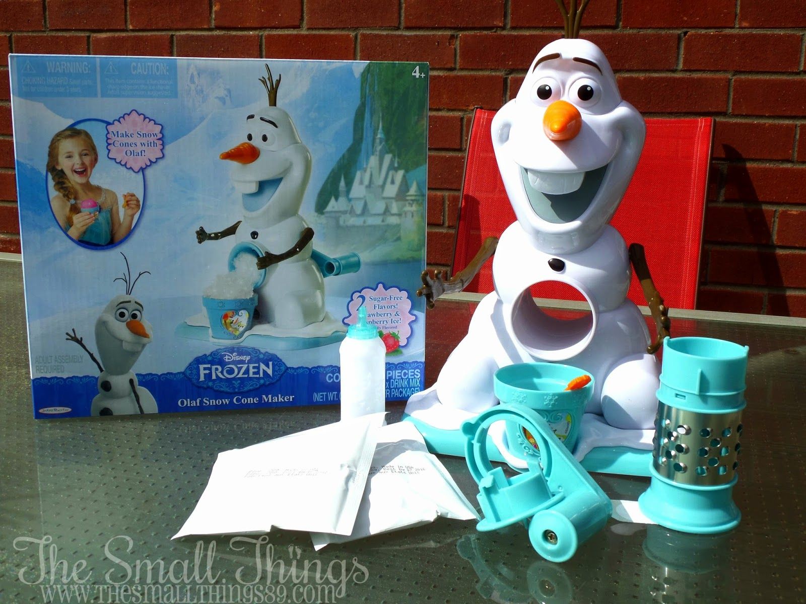 22 Hilarious Disney Toys (That Couldn't Be Made Today)