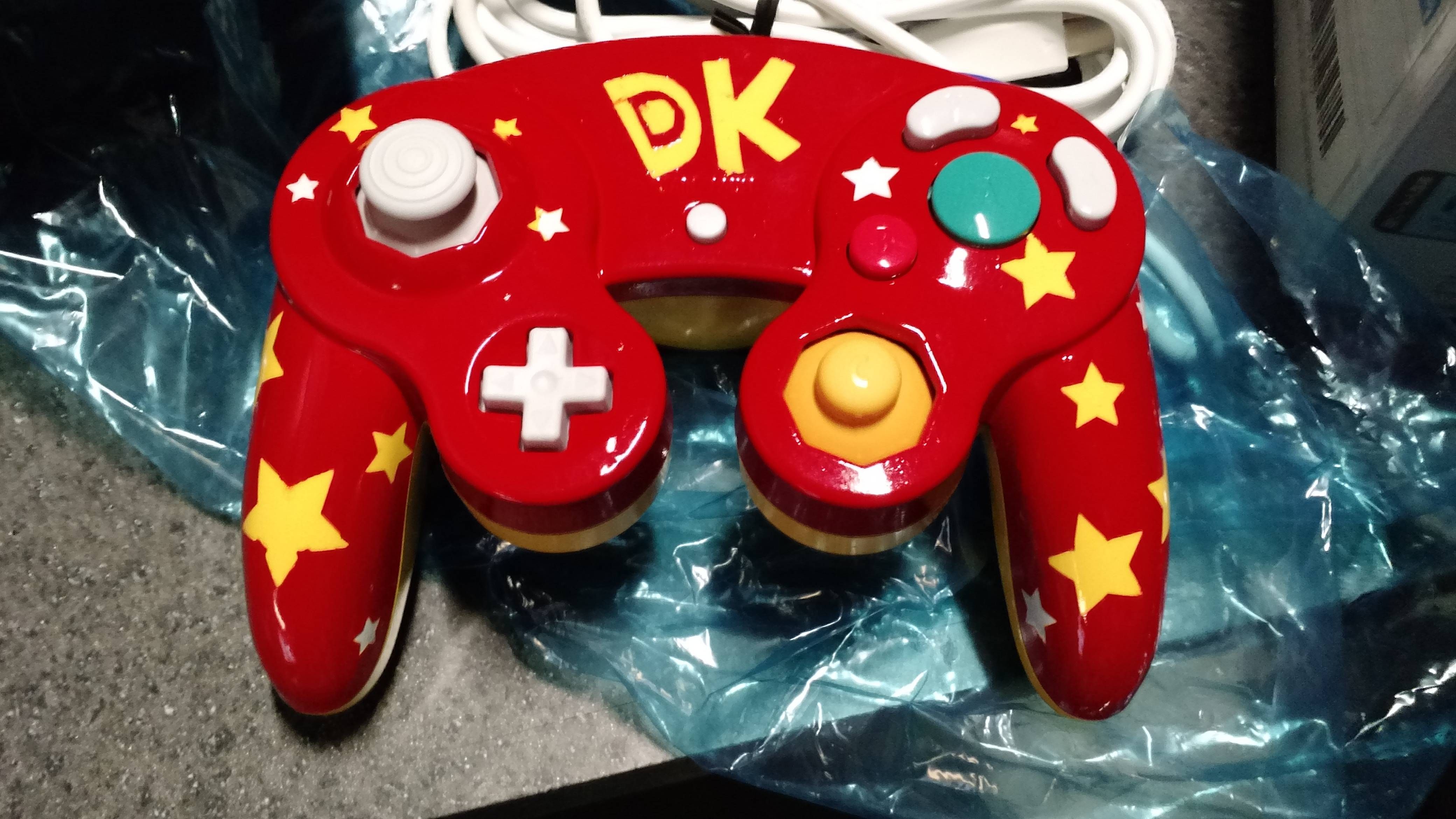 Work Of Art: 15 Lame Custom Nintendo Controllers (And 15 That Are Dope)