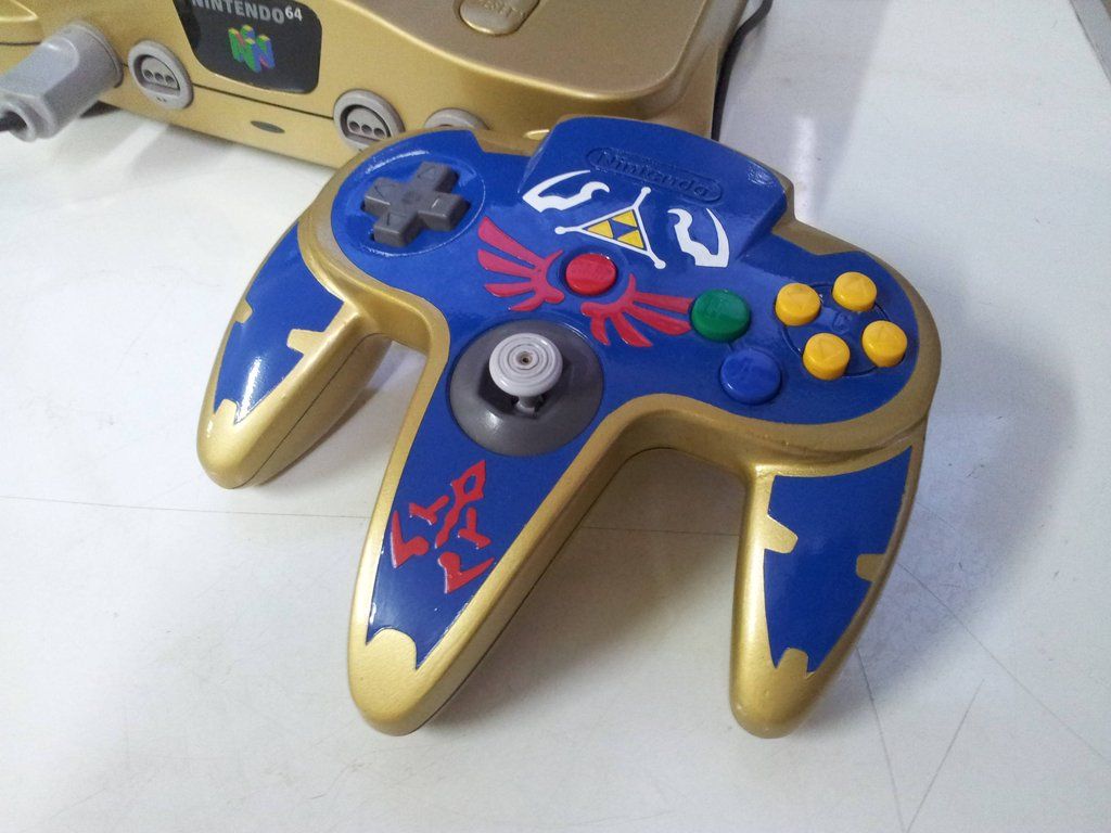 Work Of Art: 15 Lame Custom Nintendo Controllers (And 15 That Are Dope)