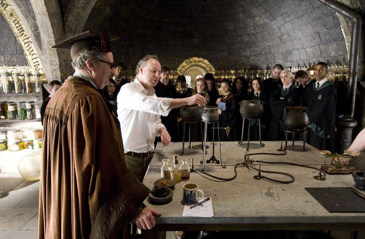 Harry Potter: 25 Behind-The-Scenes Photos That Change The Way We See ...