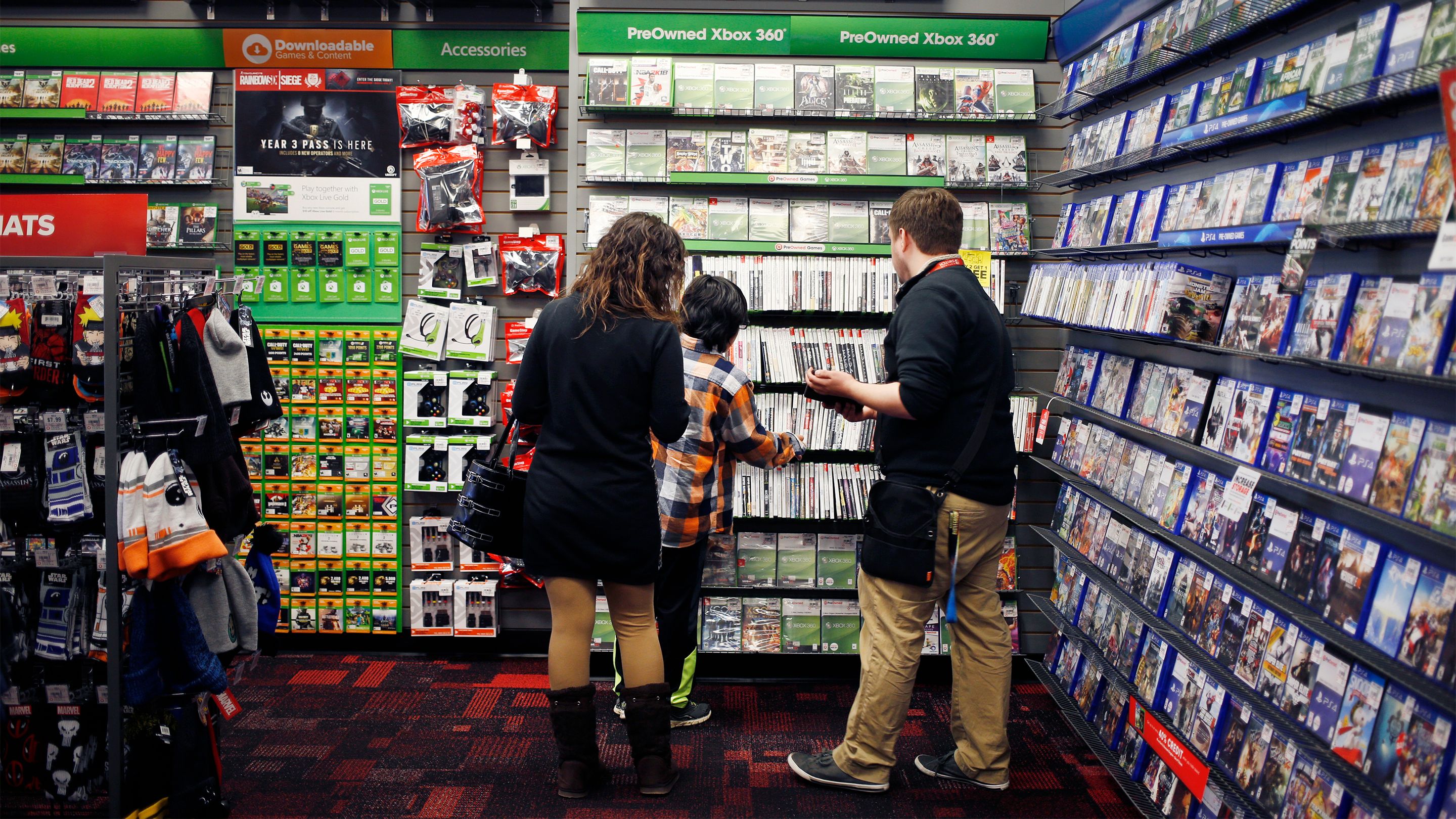 30 Weird Guidelines Gamestop Employees Need to Follow