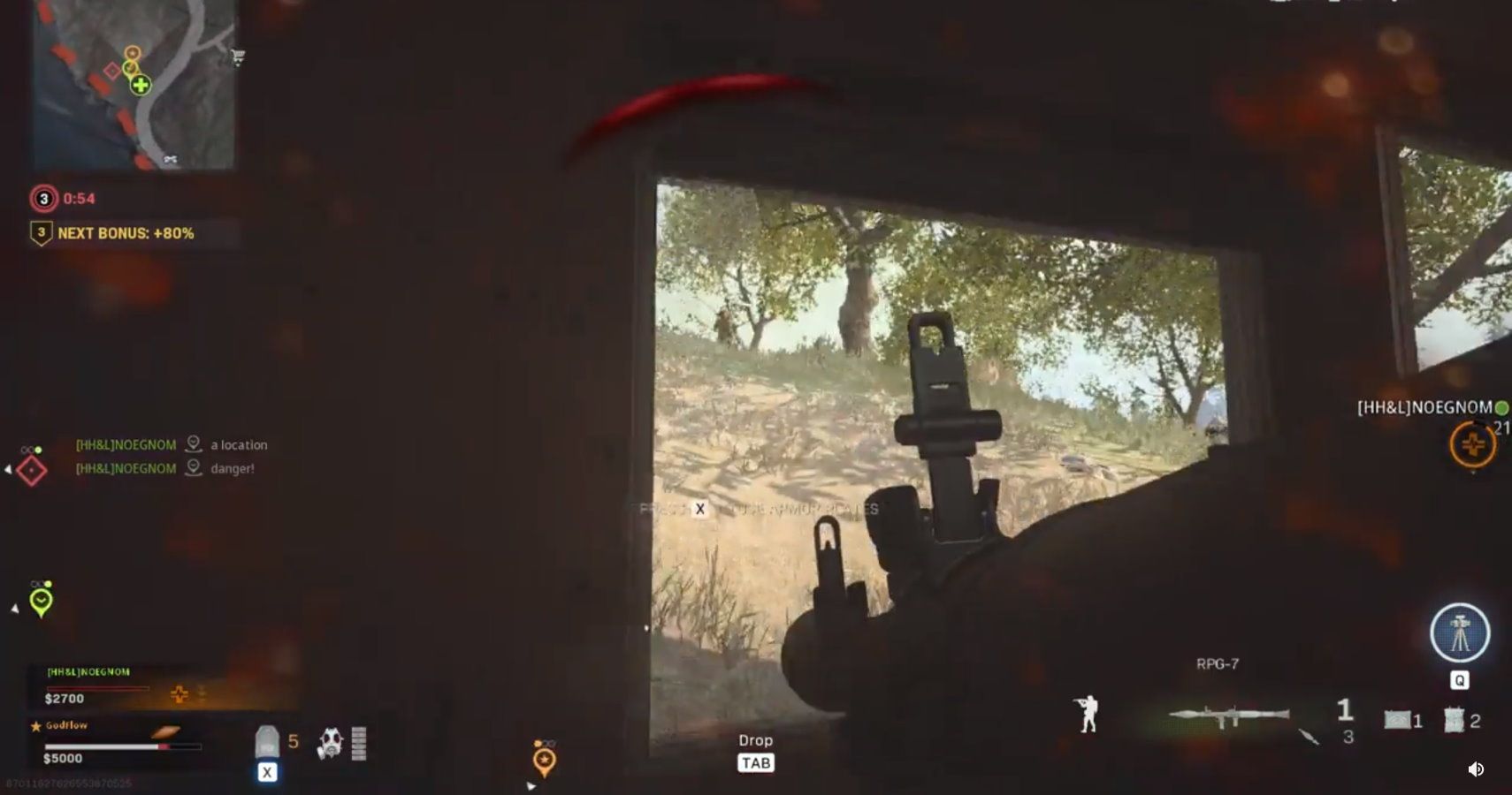 Warzone Player Fights An Invincible Window, Loses