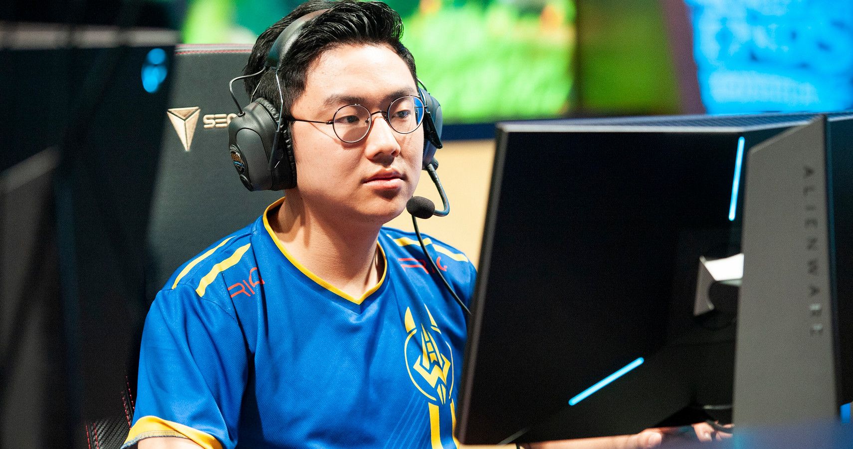 Olleh Parts Ways With Dignitas Academy