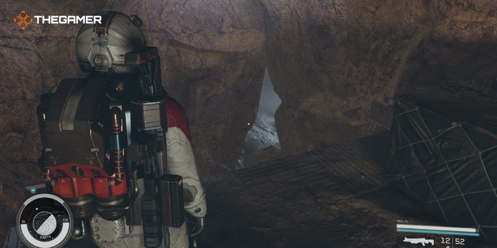 Should You Side With The Emissary Or The Hunter In Starfield?