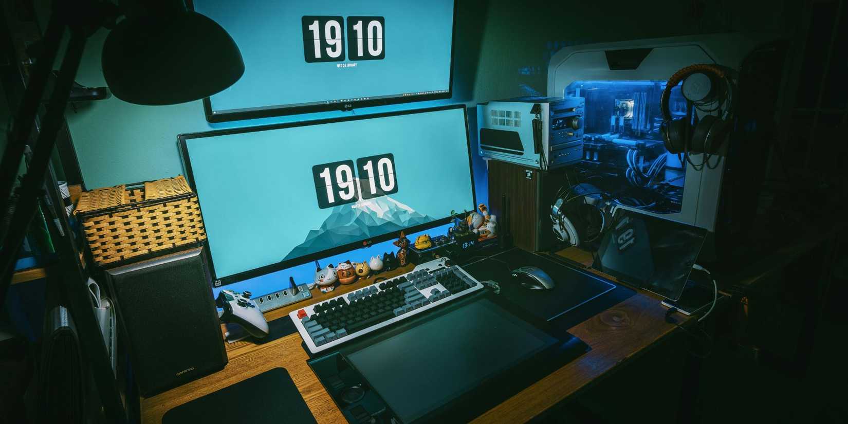 How To Connect Your Speaks To Your PC
